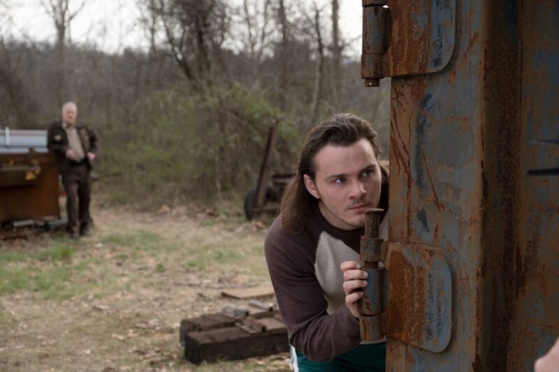 "American Rust" Actor Alex Neustaedter Talks Climbing, Surfing, and ...